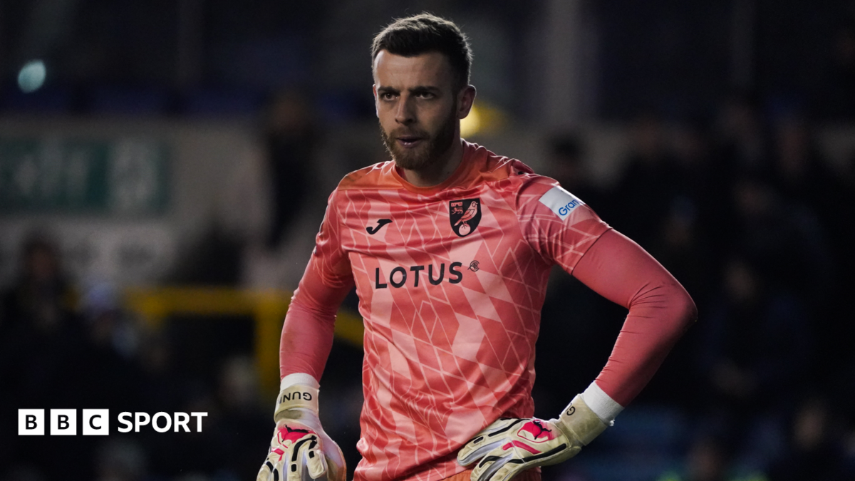 'We're looking at it as a positive point' - Norwich City's Gunn - BBC Sport