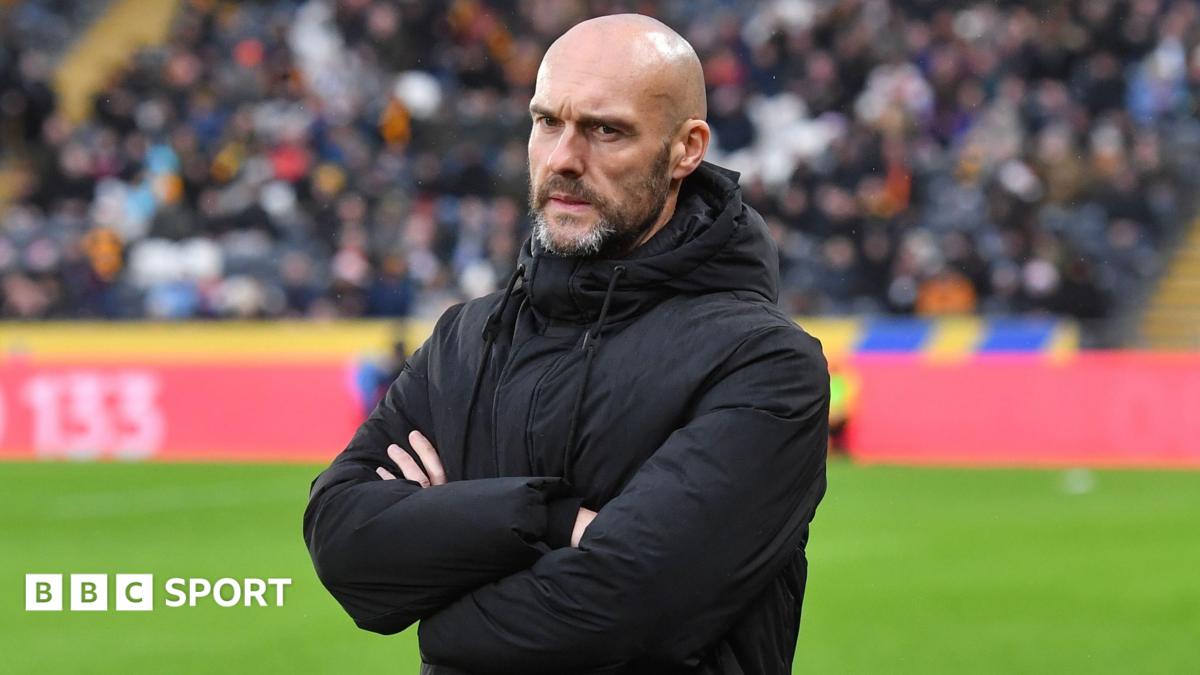 Swansea City: Luke Williams feels 'dreadful' after defeat at Hull City ...
