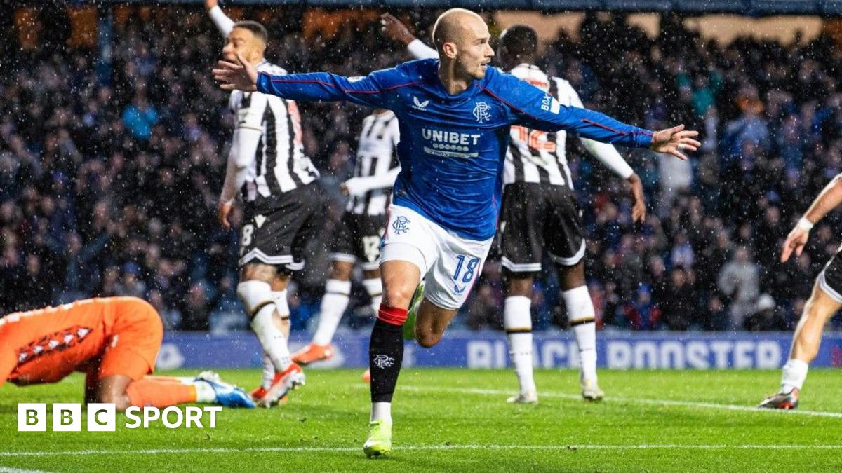 Cerny named in TOTW - BBC Sport