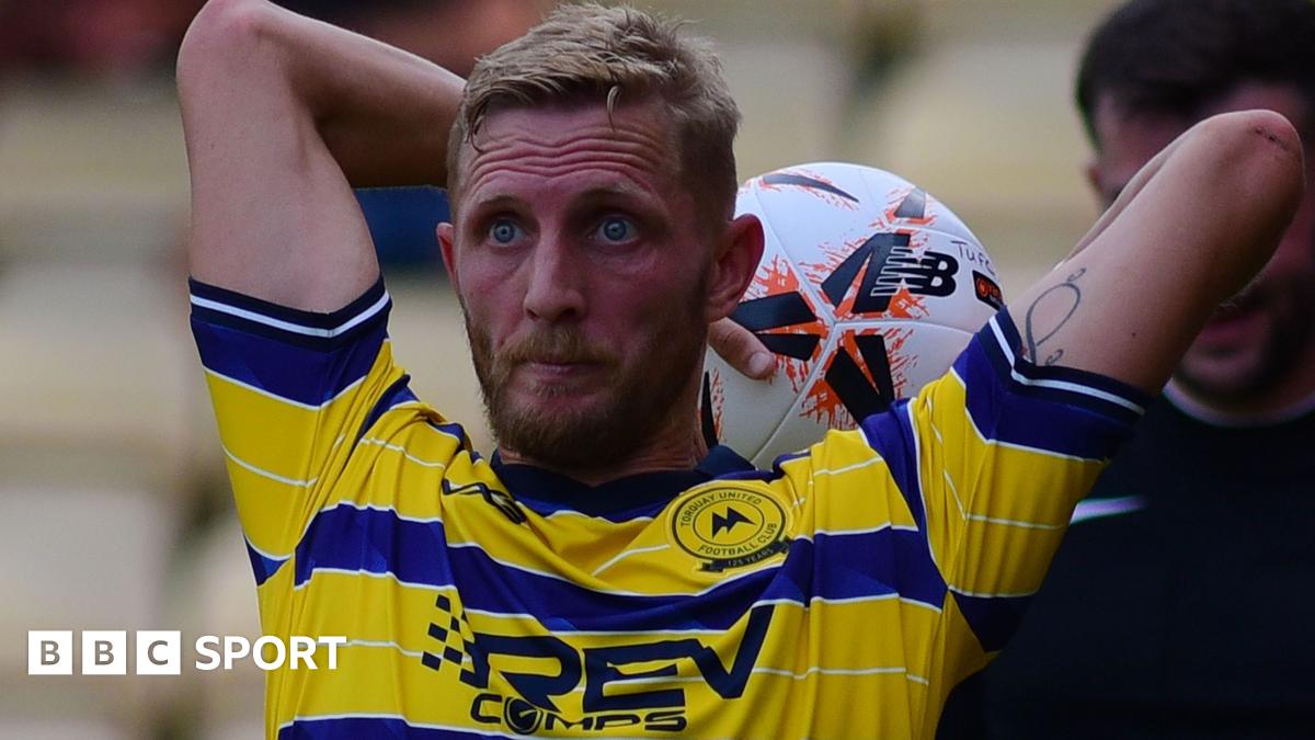 Torquay United's new owners hailed after takeover - BBC Sport