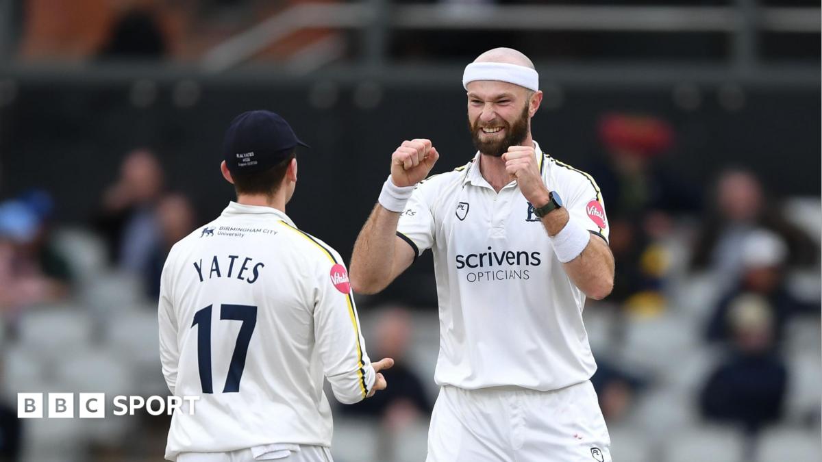 County Championship: Lancashire v Warwickshire ends in draw - BBC Sport