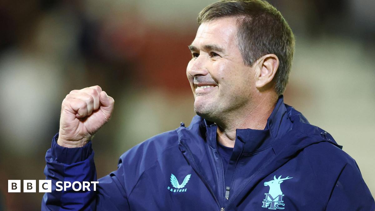 Nigel Clough: Mansfield Town boss wants to 'keep moving forward' - BBC ...