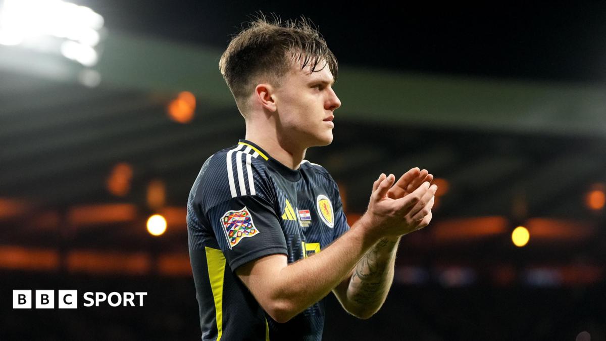 Michael Carrick: Liverpool loanee Ben Doak 'thriving' at Middlesbrough ...