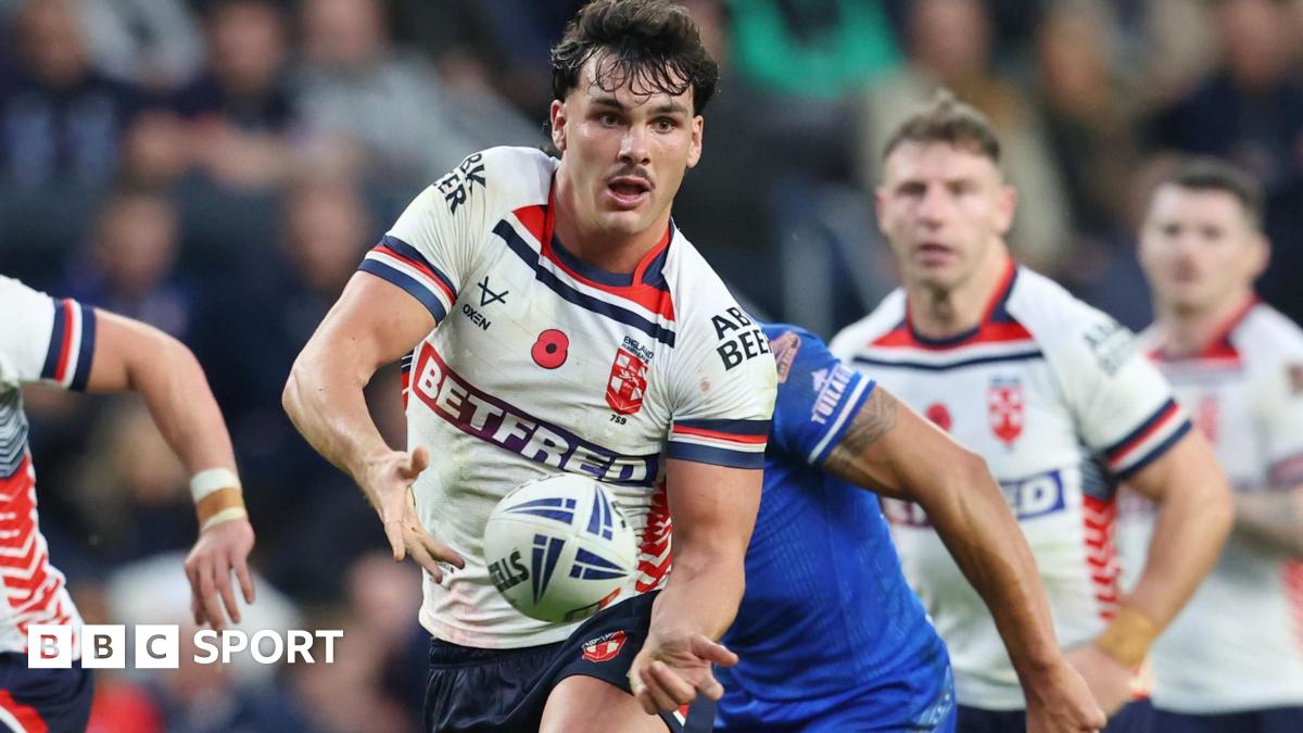 England 34-16 Samoa: Shaun Wane glad to have inspirational Herbie Farnworth in ranks - BBC Sport