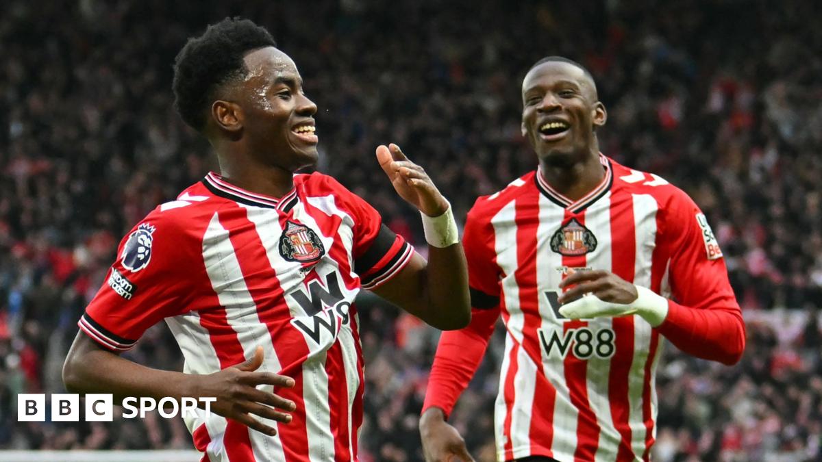 Premier League LIVE: Sunderland vs Leeds United - radio & text ...