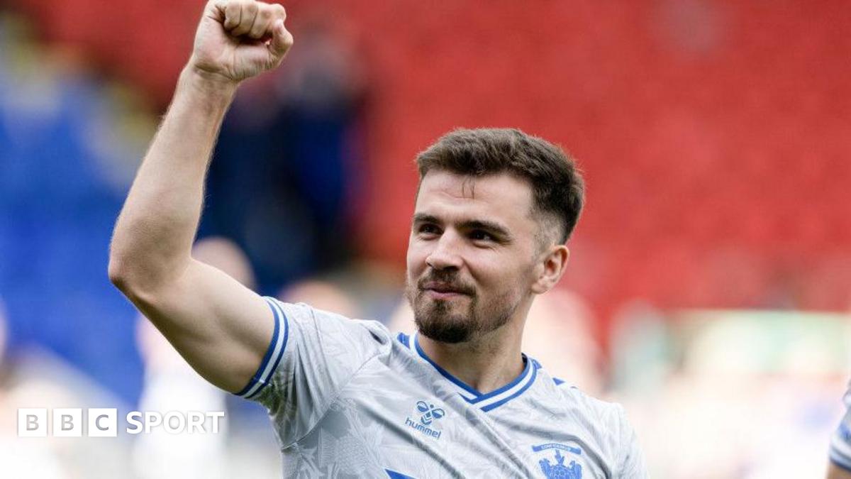 Danny Armstrong not ruling out Kilmarnock stay - BBC Sport