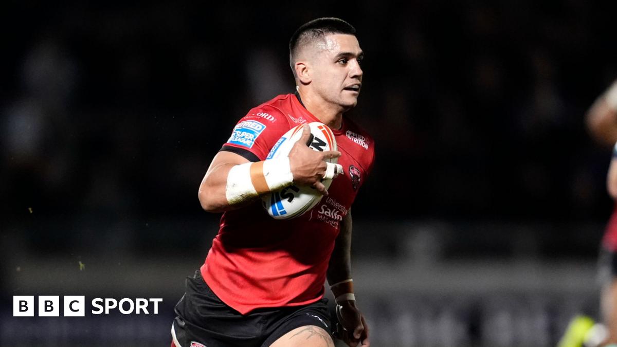 Super League LIVE: Salford Red Devils vs Leeds Rhinos - score & radio ...