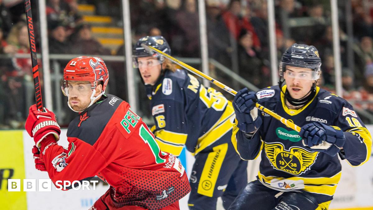 Cardiff Devils 4-3 Fife Flyers: Hosts stage late fightback to win - BBC ...