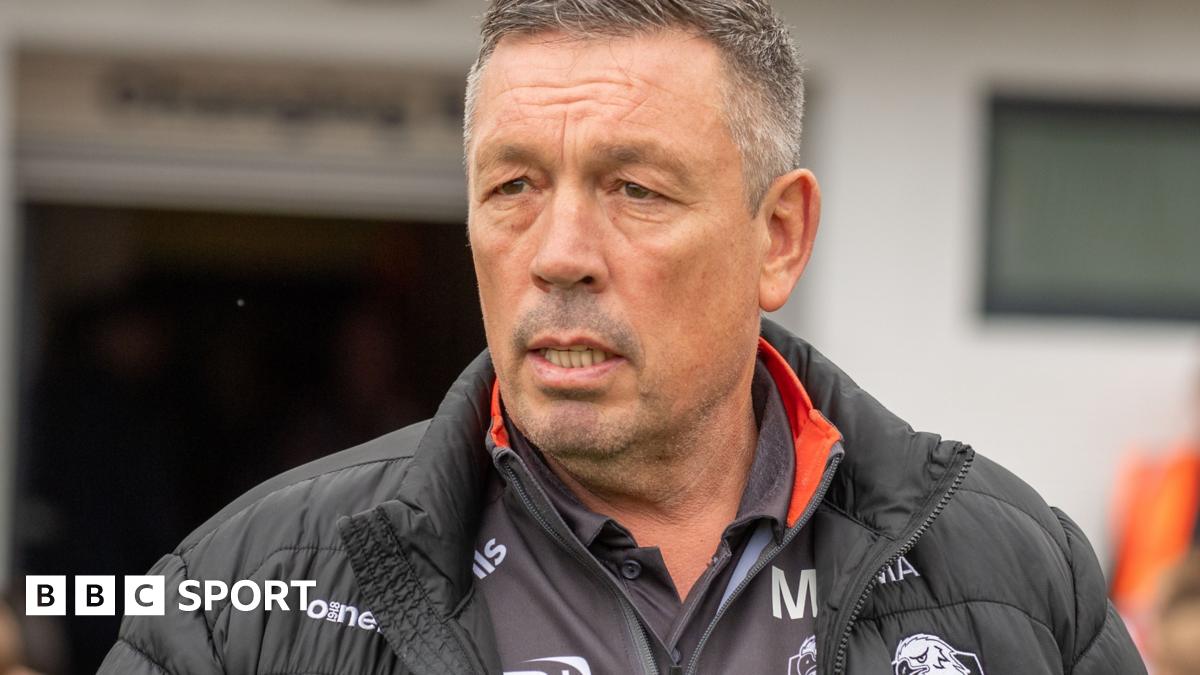 Mark Aston: Sheffield Eagles coach suspended from rugby league for 18 ...