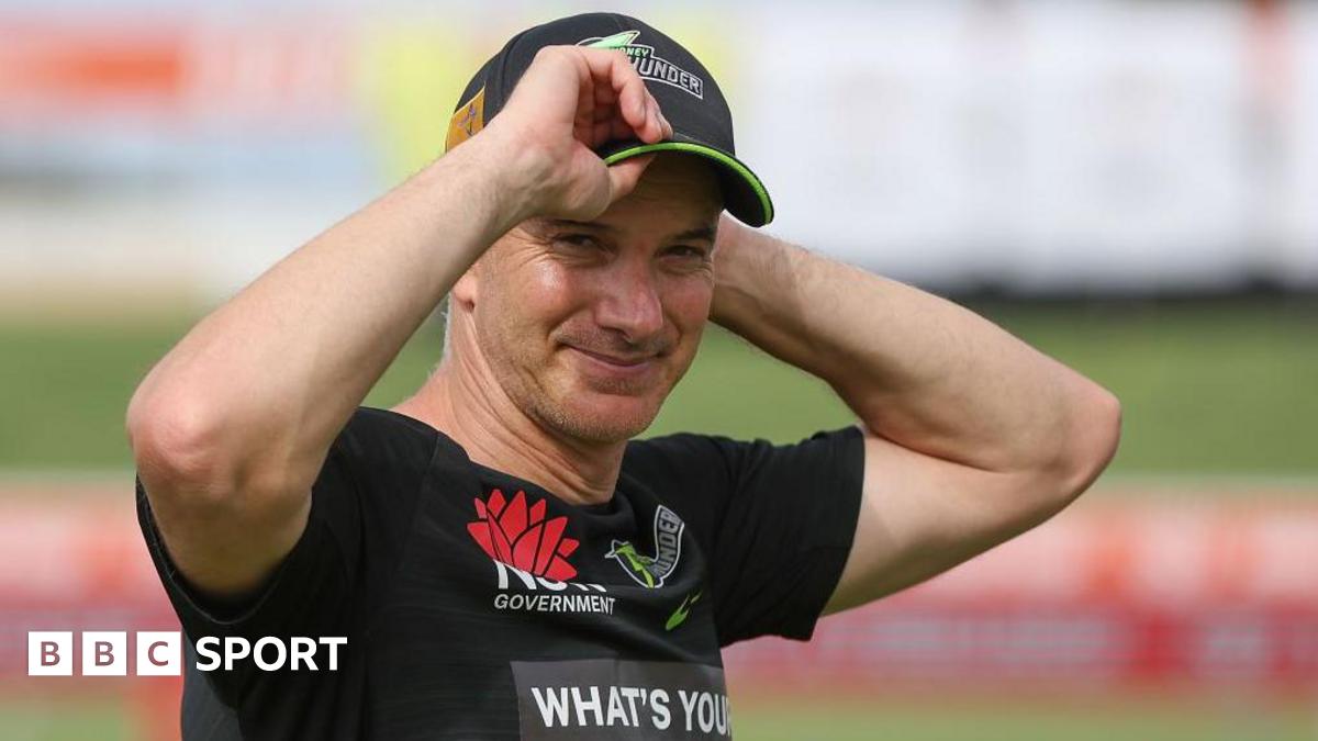 Michael Klinger named head coach of Manchester Originals Women - BBC Sport