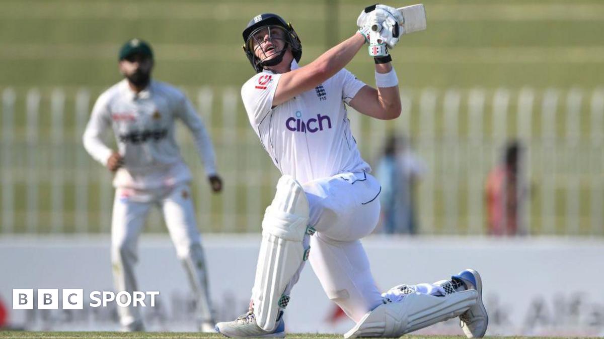 England in Pakistan: Jamie Smith's 89 and late wickets put tourists on ...