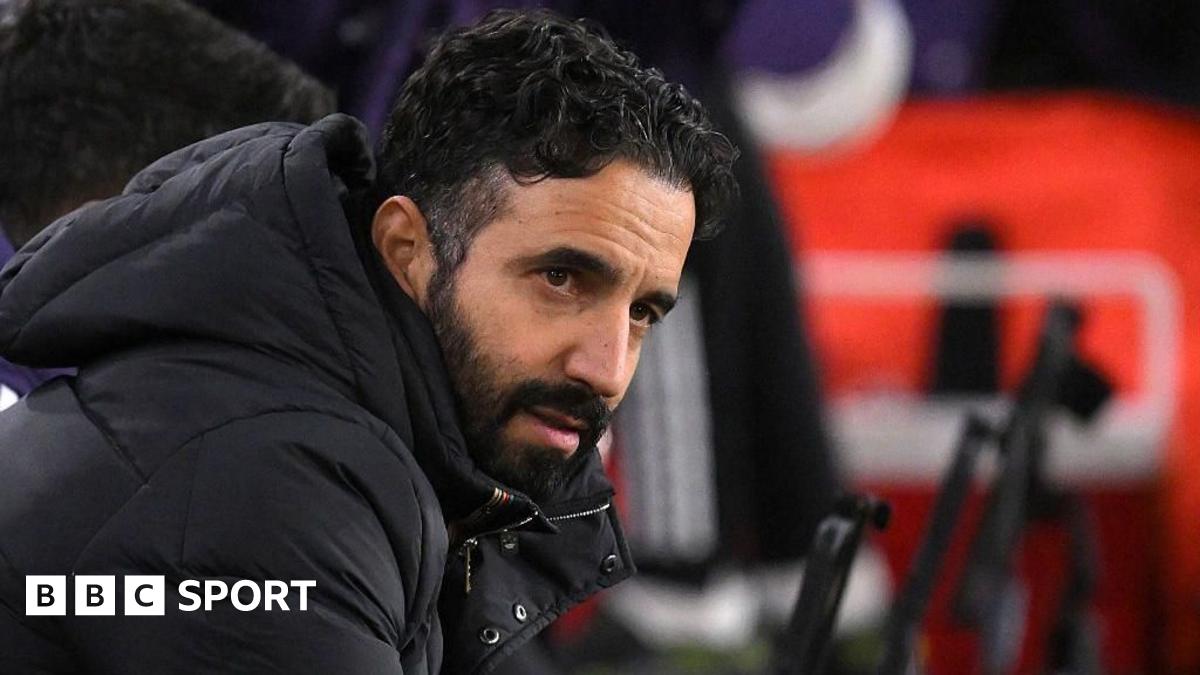 Man Utd news: Mark Bosnich on transparency from the club - BBC Sport