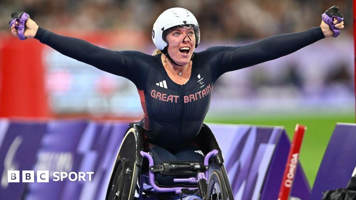 Paralympics 2024: Great Britain's Hannah Cockroft wins T34 800m gold ...