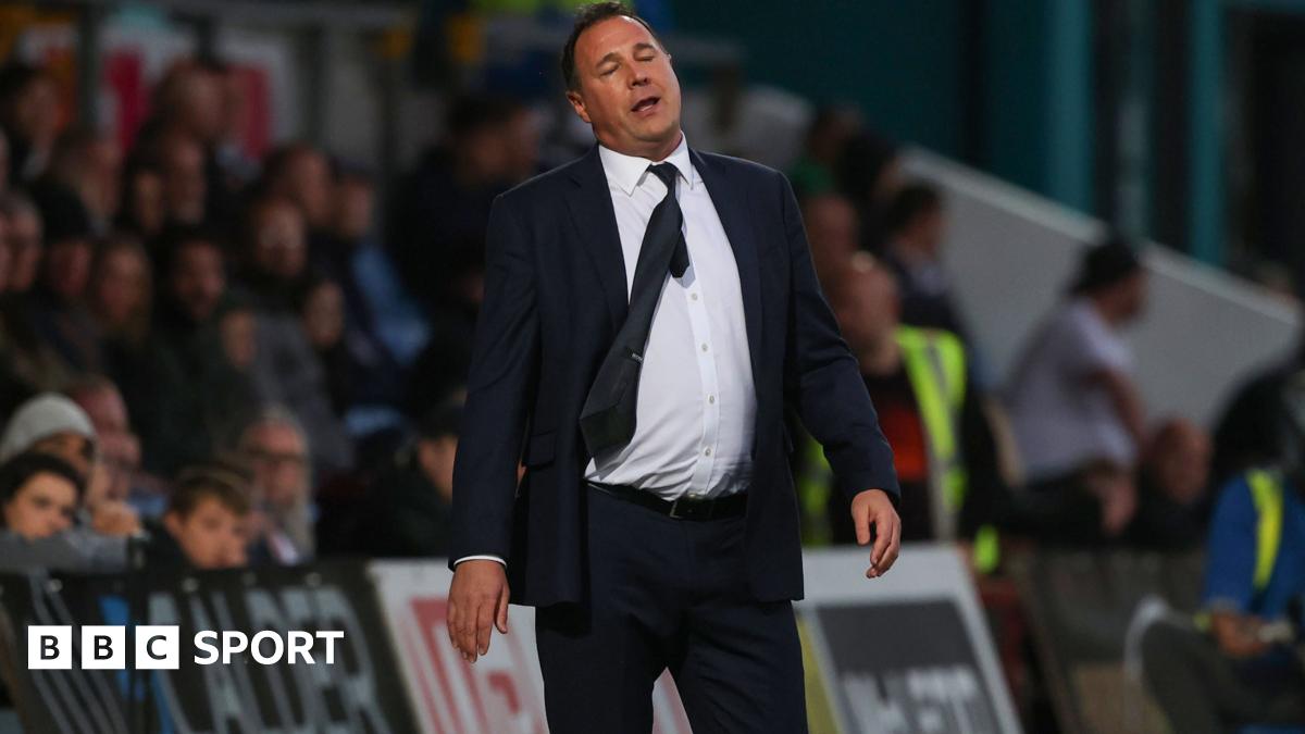 Mackay 'proud' of players despite cup exit - BBC Sport