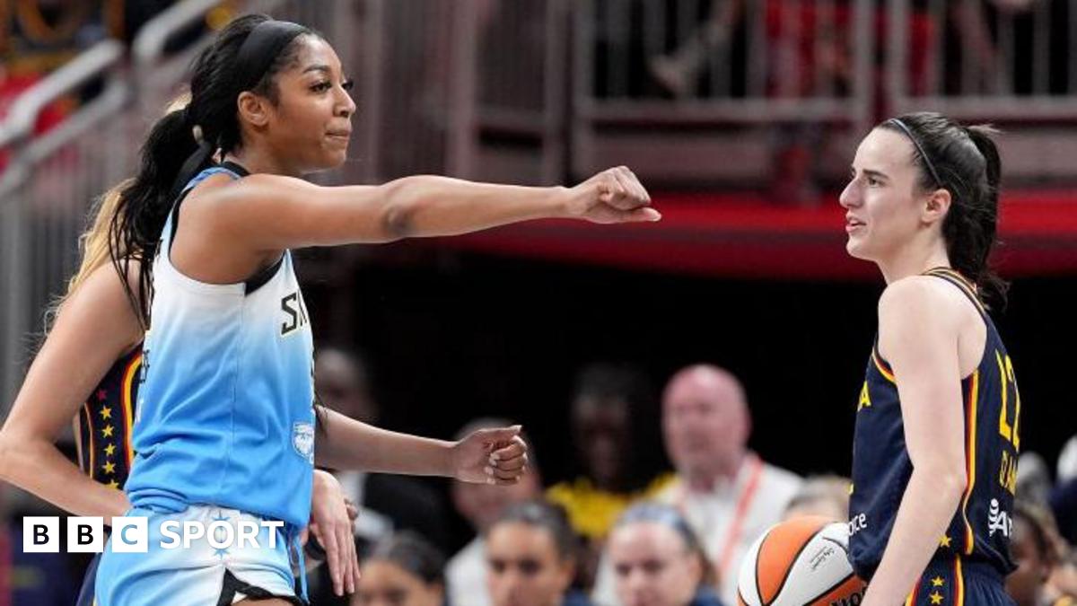 Angel Reese: Chicago Sky rookie claims WNBA double-double record - BBC ...