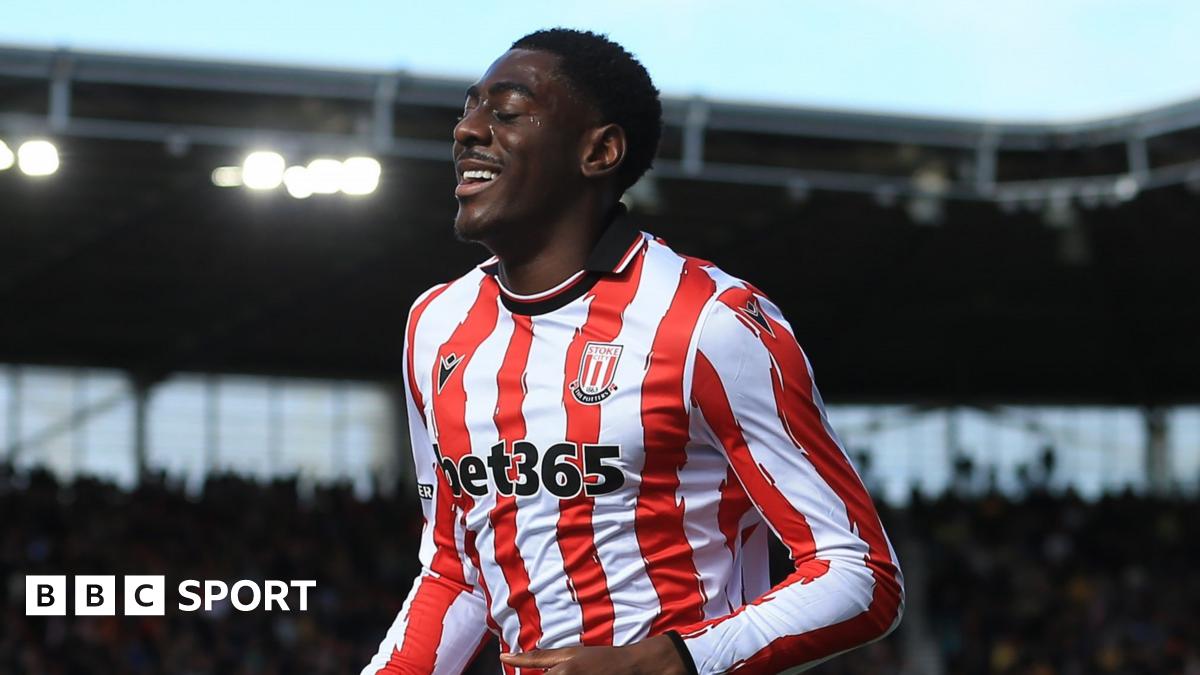 Stoke City: Striker Divin Mubama learning from Mark Robins advice - BBC ...