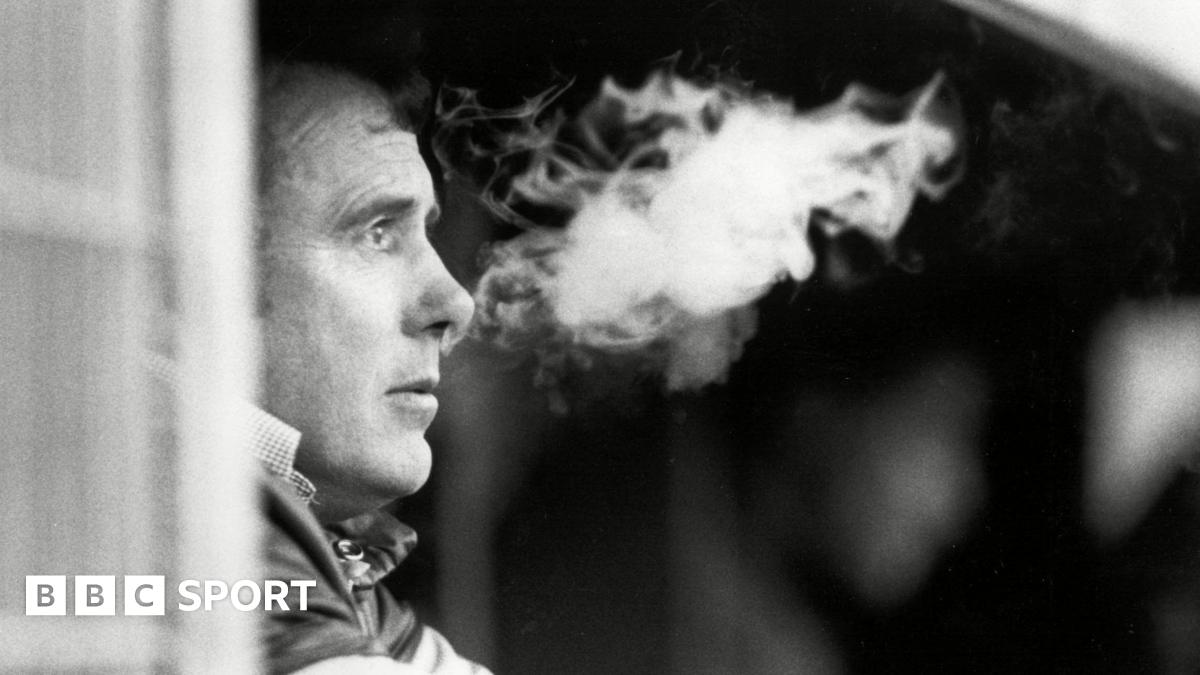 Millwall boss Neil Harris on 'club legend' John Docherty - BBC Sport