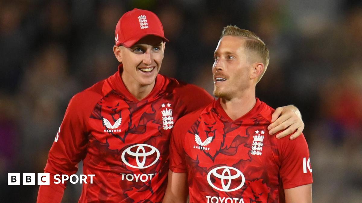 Relive England beating West Indies to compete T20 clean sweep - BBC Sport