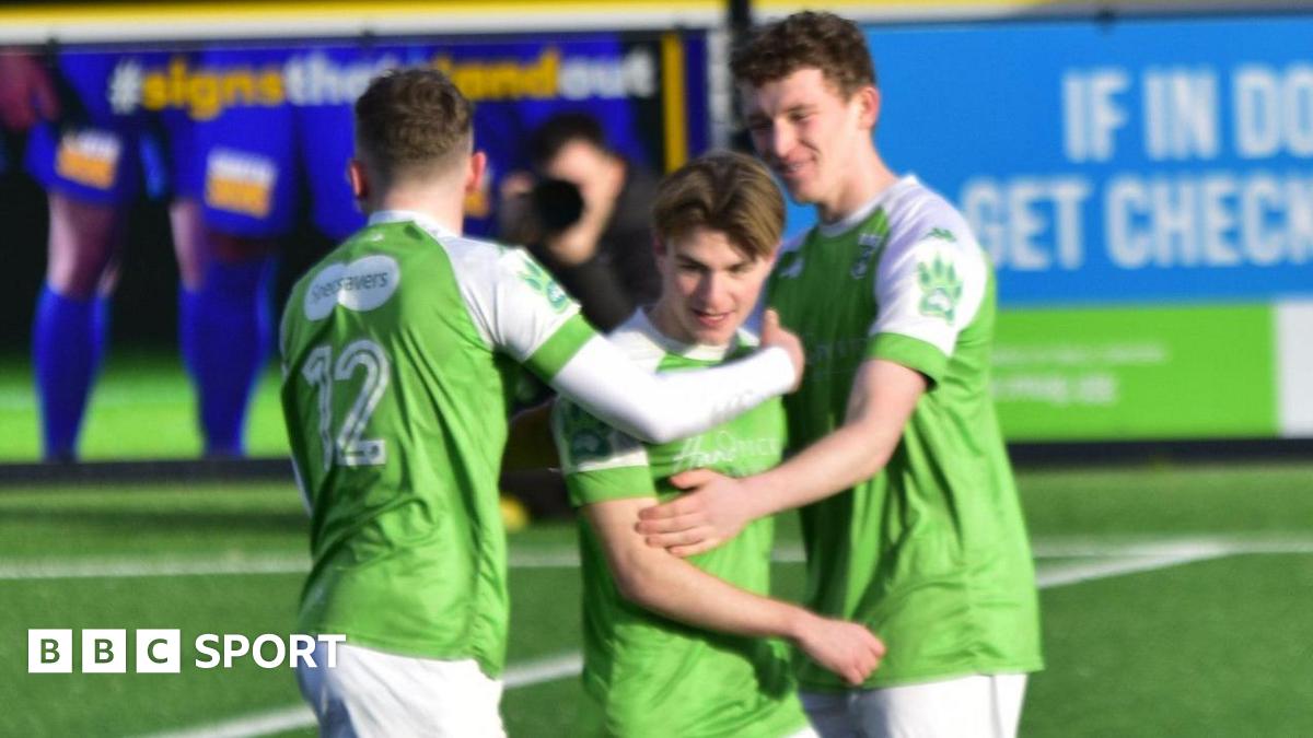 Guernsey FC impress in 3-0 Eastbourne United victory - BBC Sport