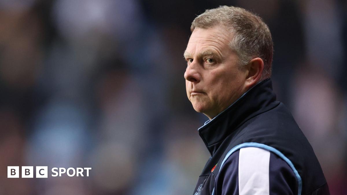 Coventry City sack Mark Robins before trip to Sunderland - BBC Sport