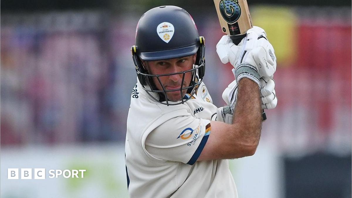 County Championship: Gloucestershire fight back but Derbyshire on top ...