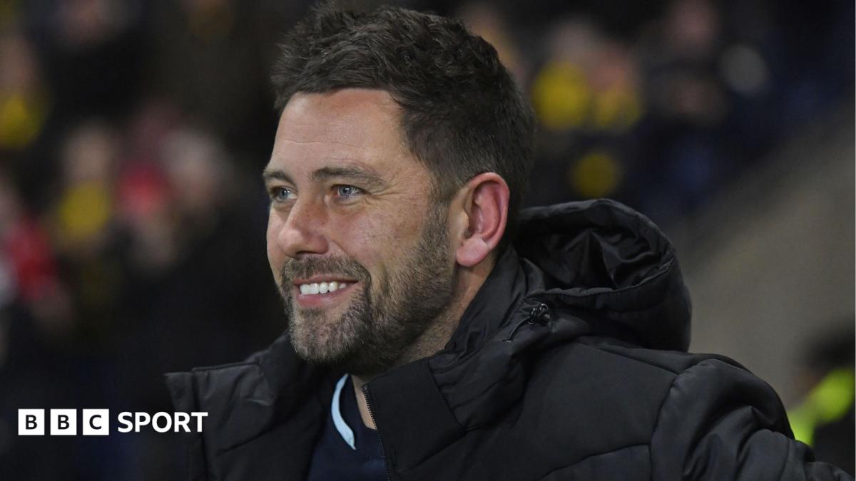 Des Buckingham: Oxford United a side 'trying to stay up' - BBC Sport