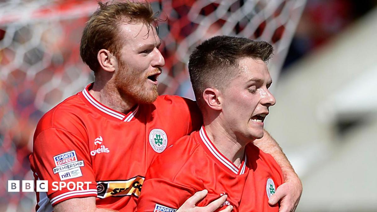 Irish Premiership: Curran strike gives Cliftonville victory over ...