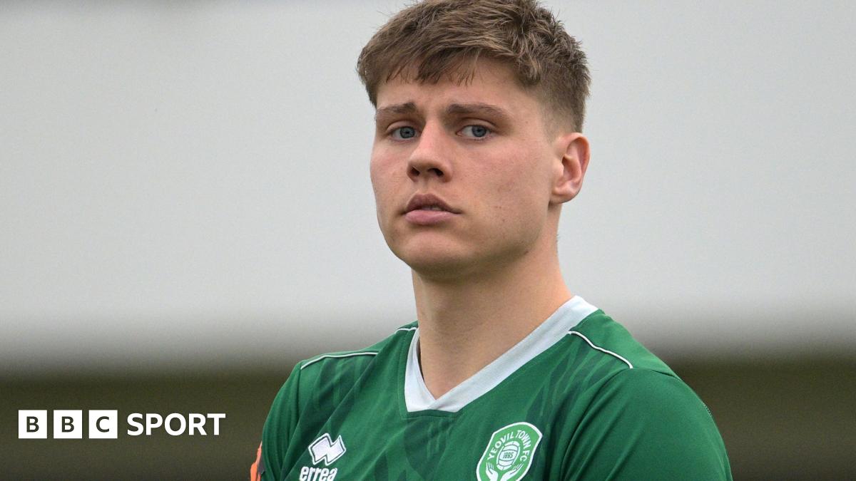 Eastleigh: Forwards Ciaran McGuckin and Luke Skinner join on loan - BBC ...