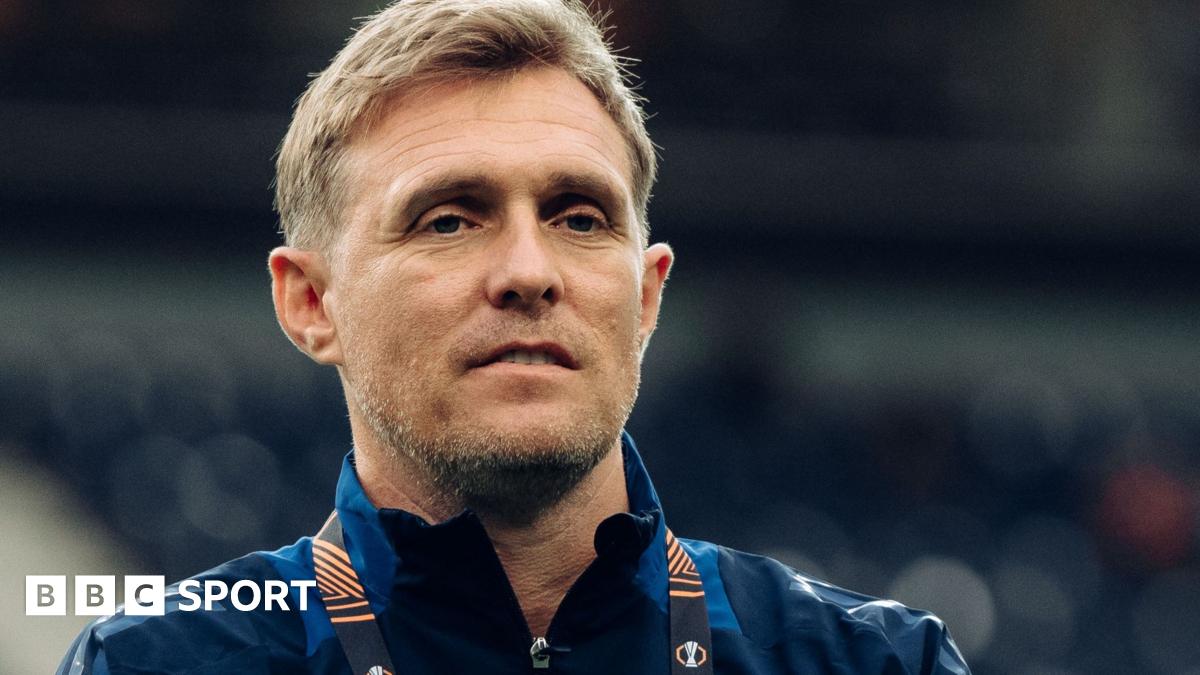 Man Utd news: Darren Fletcher charged by FA - BBC Sport