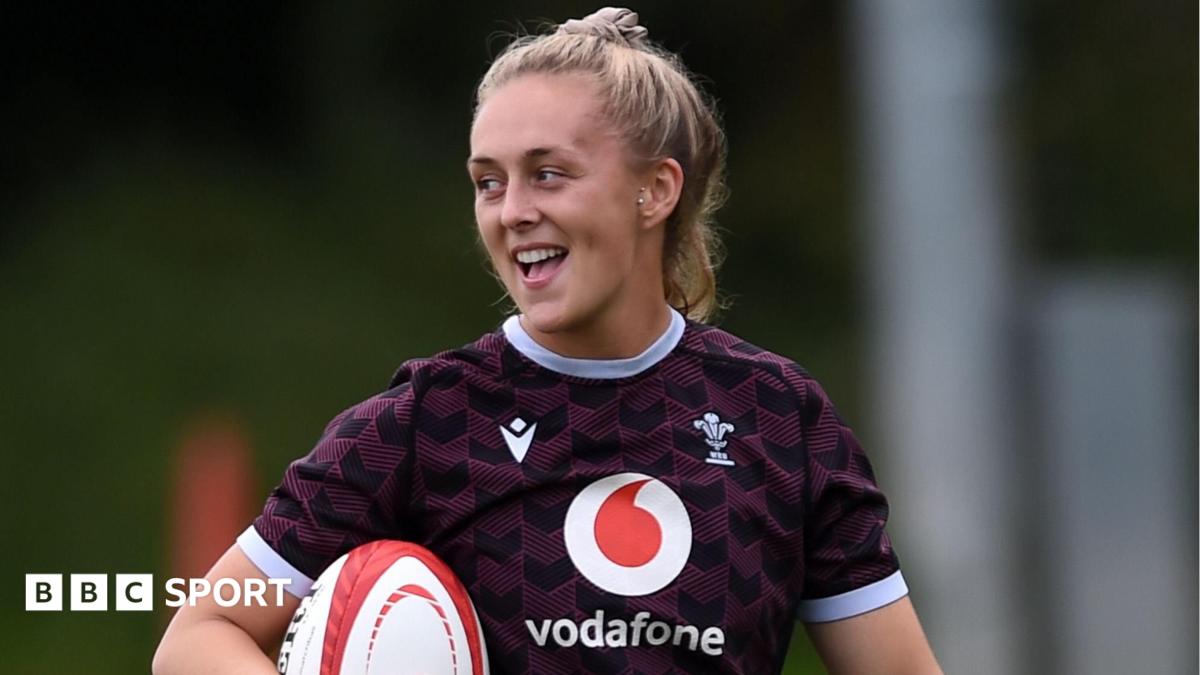 Hannah Jones: Wales captain considered future after contracts row - BBC ...