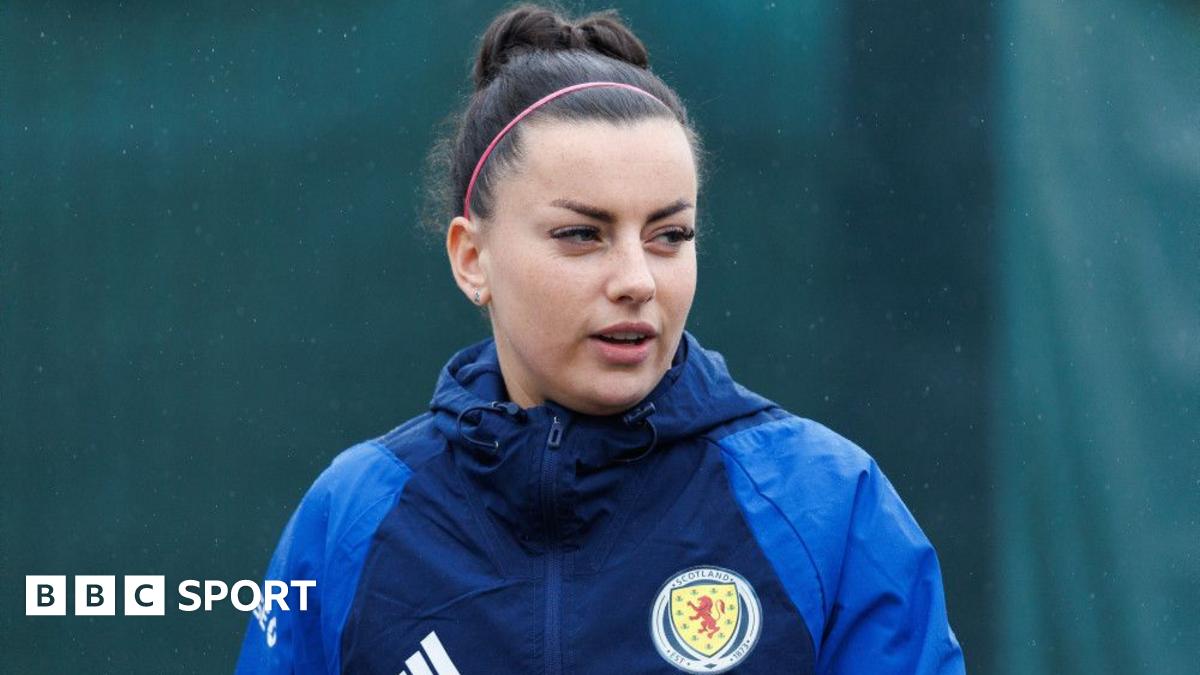 Scotland: Amy Gallacher's omission an 'eyebrow-raiser' - BBC Sport