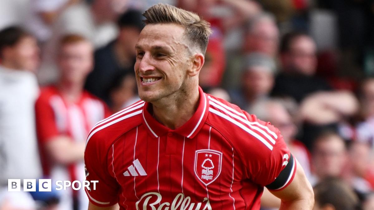 Nottingham Forest 3-1 Brentford: Chris Wood scores twice in dominant ...