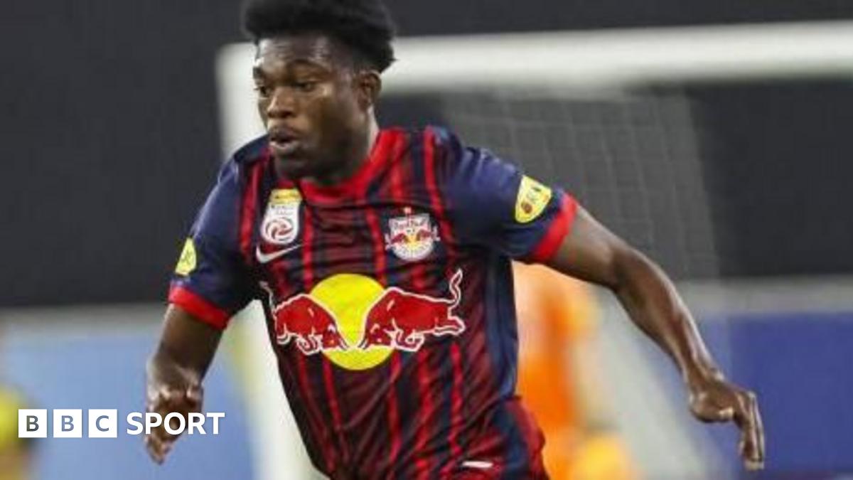 Amankwah Forson: Norwich sign Ghana midfielder from RB Salzburg - BBC Sport