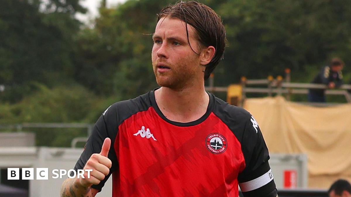 Tyler Harvey: Truro City striker signs new 'long-term' contract - BBC Sport