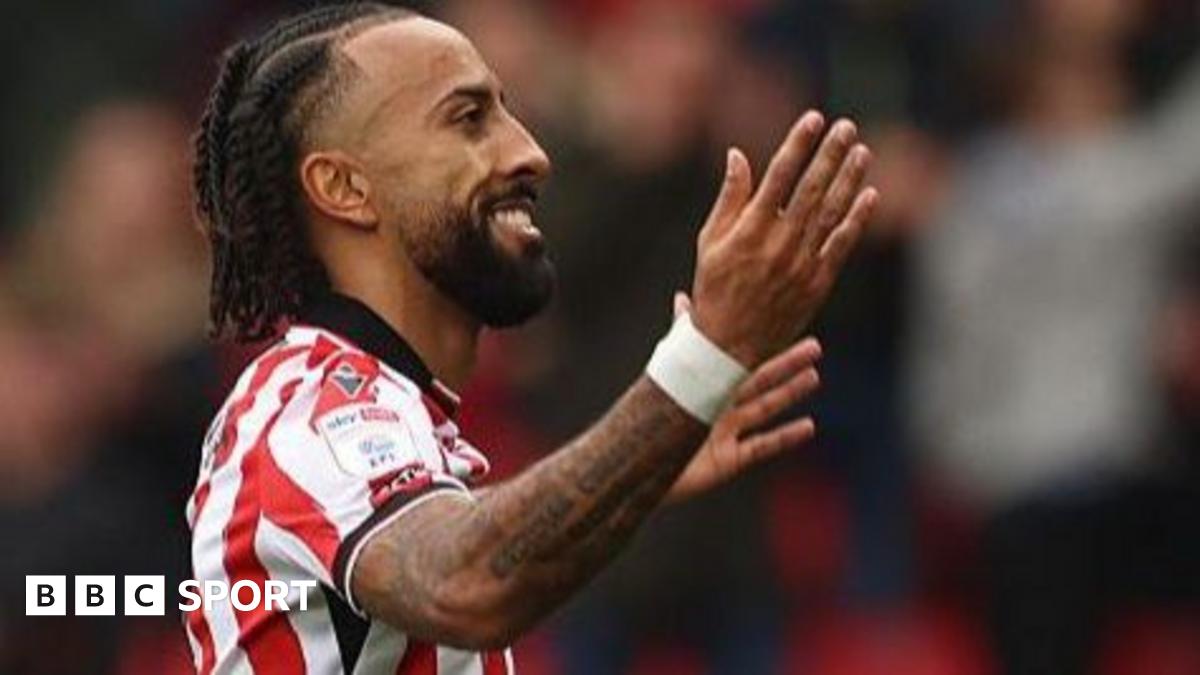 Stoke City 1-0 Wrexham: Thomas strike ends Potters' winless run at Wrexham's expense - BBC Sport