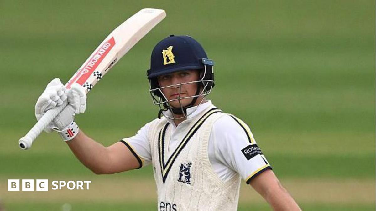Kai Smith: Warwickshire wicketkeeper agrees new two-year contract - BBC ...