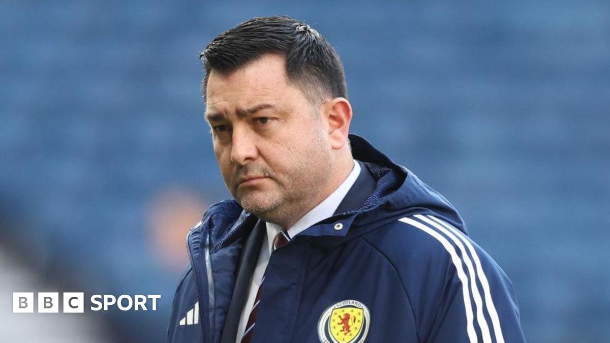 Scotland: Martinez Losa lacks 'clarity' in Lyon link dismissal - BBC Sport
