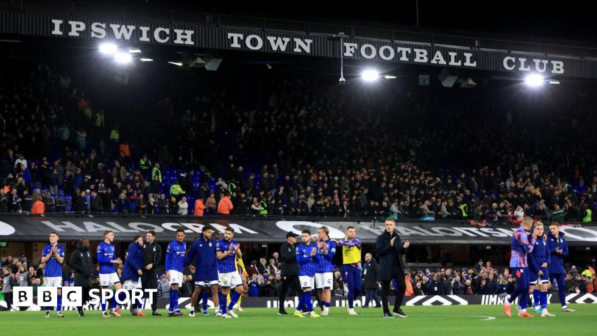 Man Utd 1-1 Ipswich: What McKenna said - BBC Sport