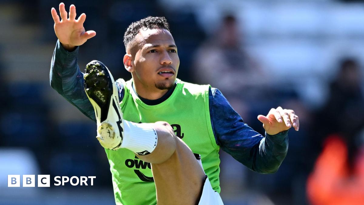 Swansea City: Ronald back in frame after 'huge' impact at Boro - BBC Sport