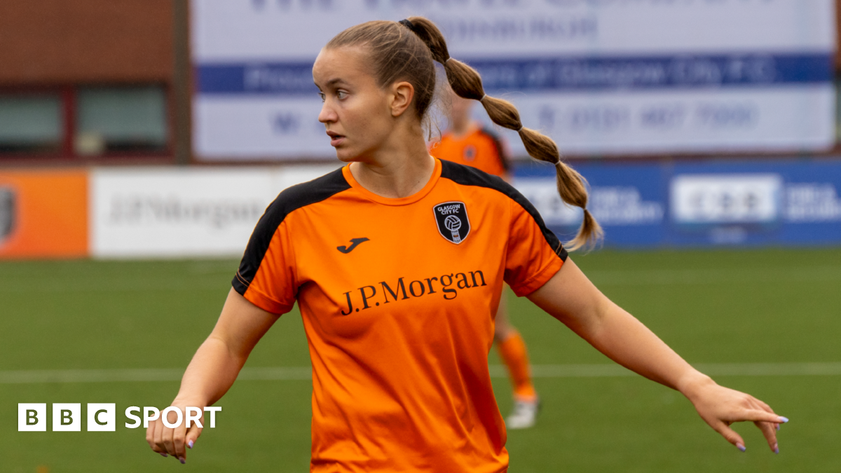 SWPL: Midfielder Forsblom leaves Glasgow City - BBC Sport