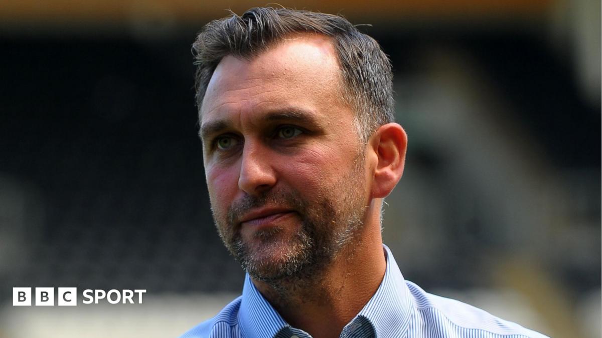 Stoke City: Lee Darnborough leaves Hull City to join Potters - BBC Sport