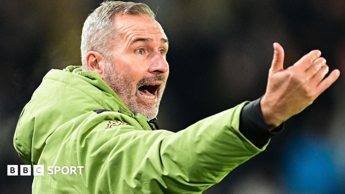 Tim Walter: Hull City hold board meeting to discuss manager's future ...