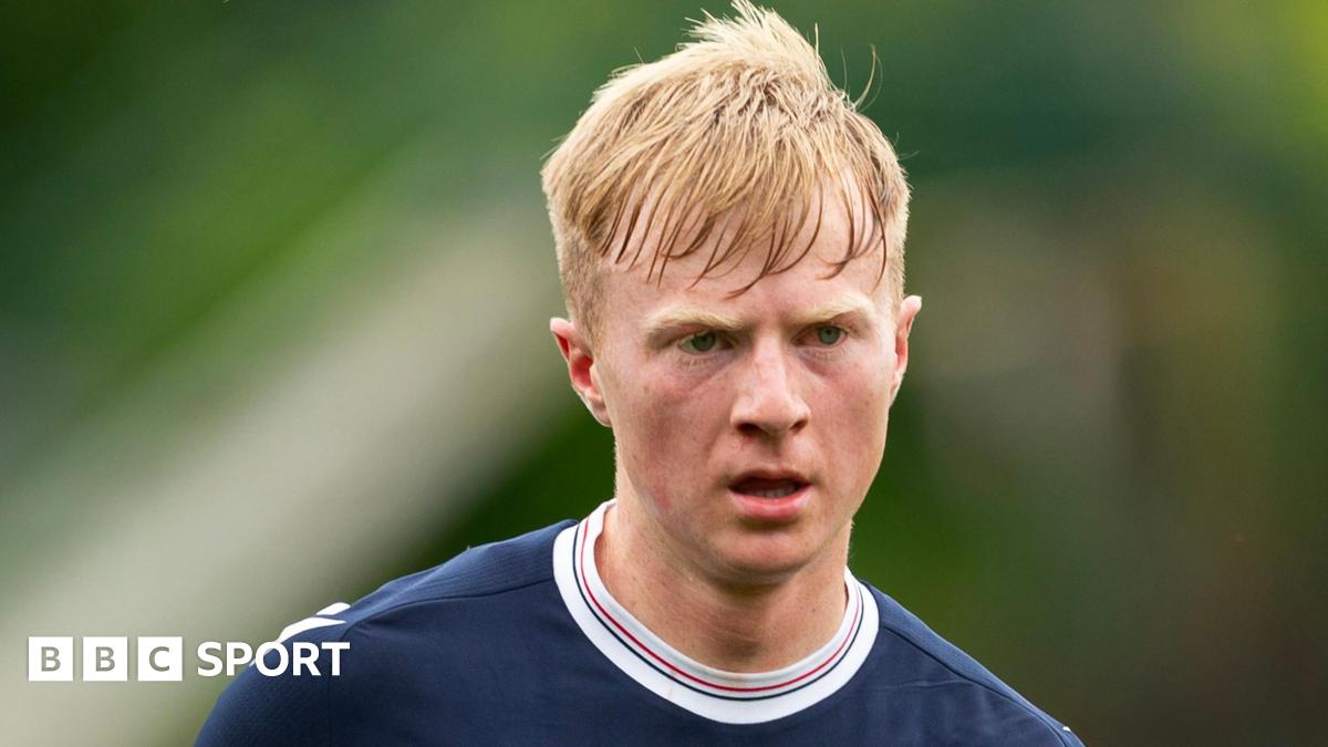 Dundee's Lyall Cameron finding it tough to shut out speculation - BBC Sport