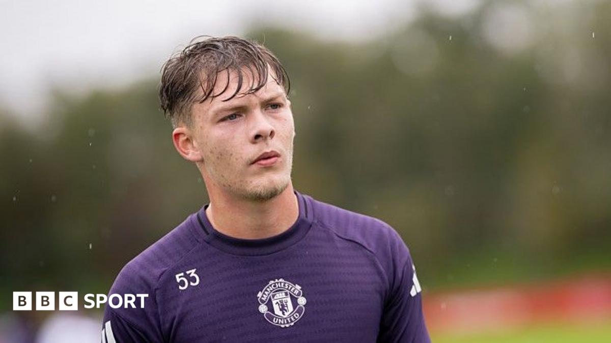 Man Utd news: Sam Mather ends Man Utd stay after 14 years - BBC Sport