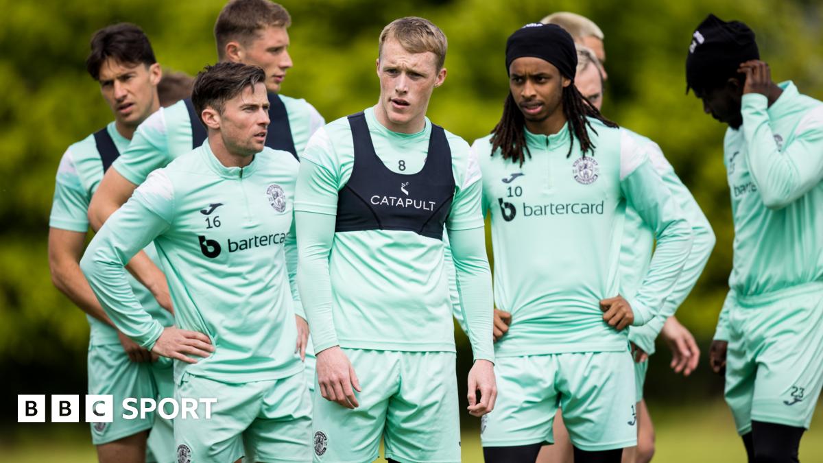 Hibs ready for Celtic 'test' says Johnson - BBC Sport
