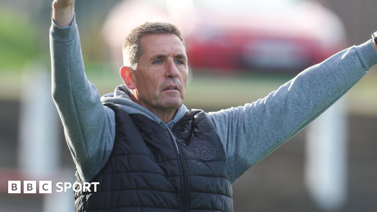 Glentoran 1-1 Carrick Rangers: 'Points are precious' - Stephen Baxter ...
