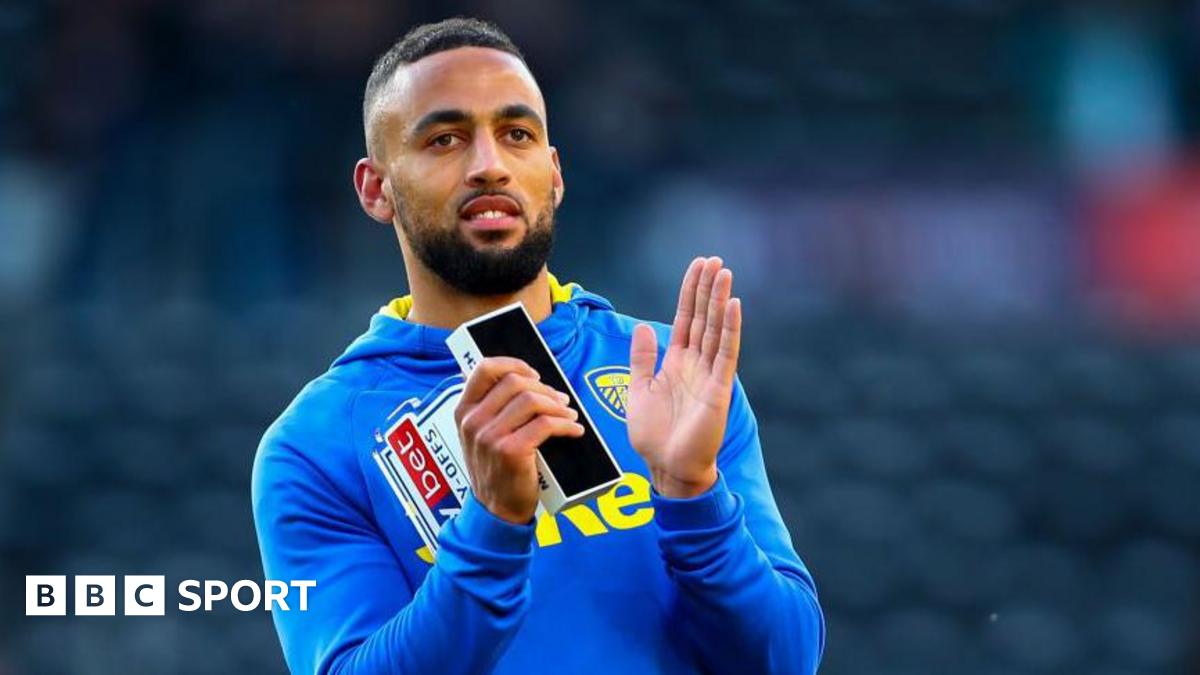 Leeds news: Kemar Roofe on playing under Marcelo Bielsa during 'spygate ...