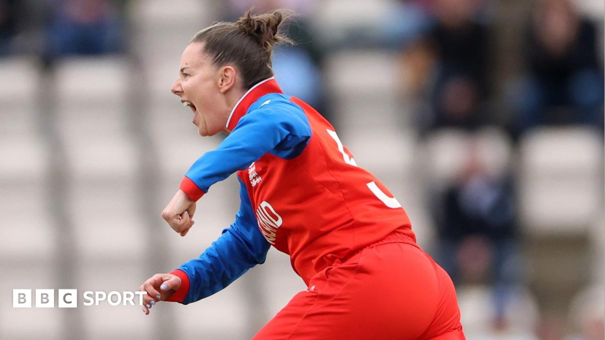 England vs Ireland LIVE: Women's T20 World Cup, Southampton - cricket ...