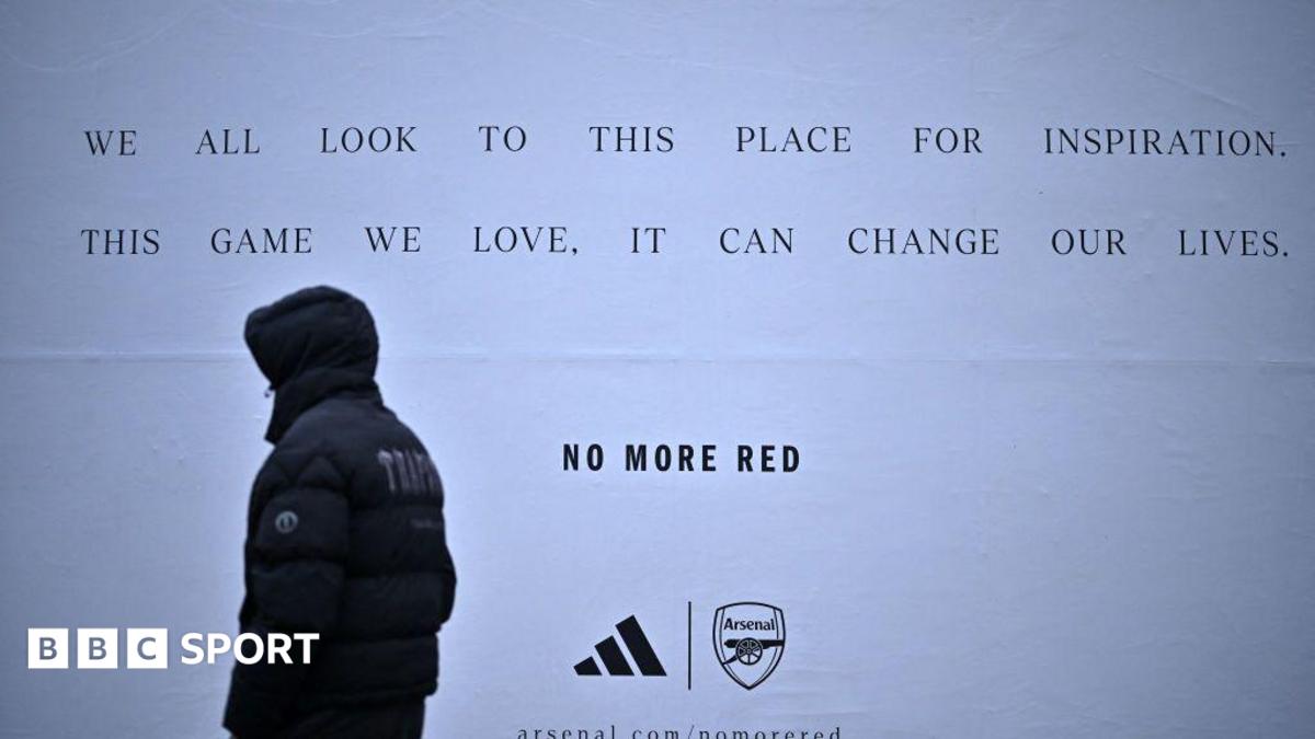 Arsenal news: No More Red campaign marks fourth year - BBC Sport
