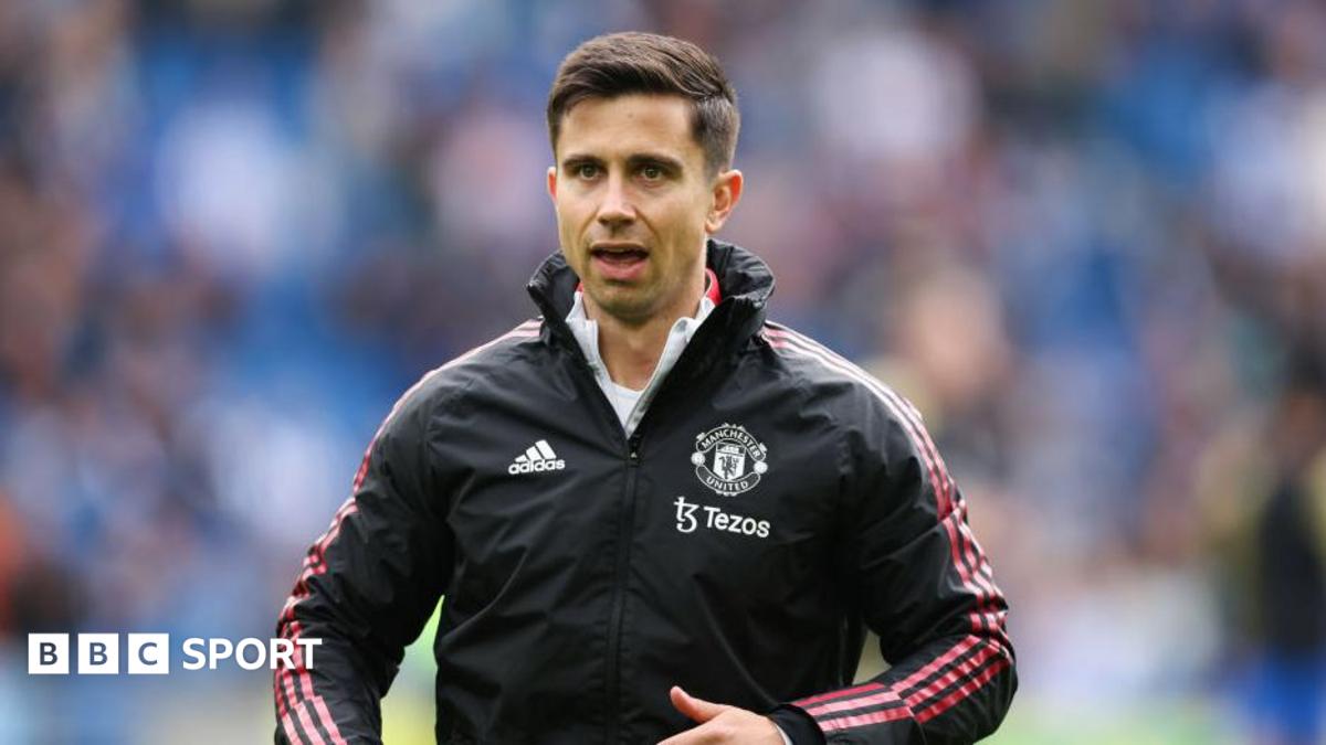 Manchester United: Ramsay joins Wales as assistant coach - BBC Sport